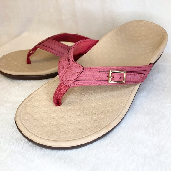 Vionic | Shoes | Vionic Patty Orthotic Flip Flop Thong Sandal With ...